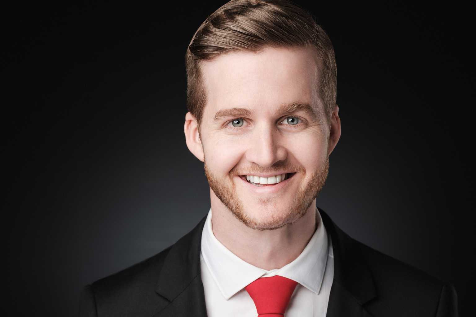 Maple Ridge Lawyer and Notary Public Lyle Perry - MHWP Law